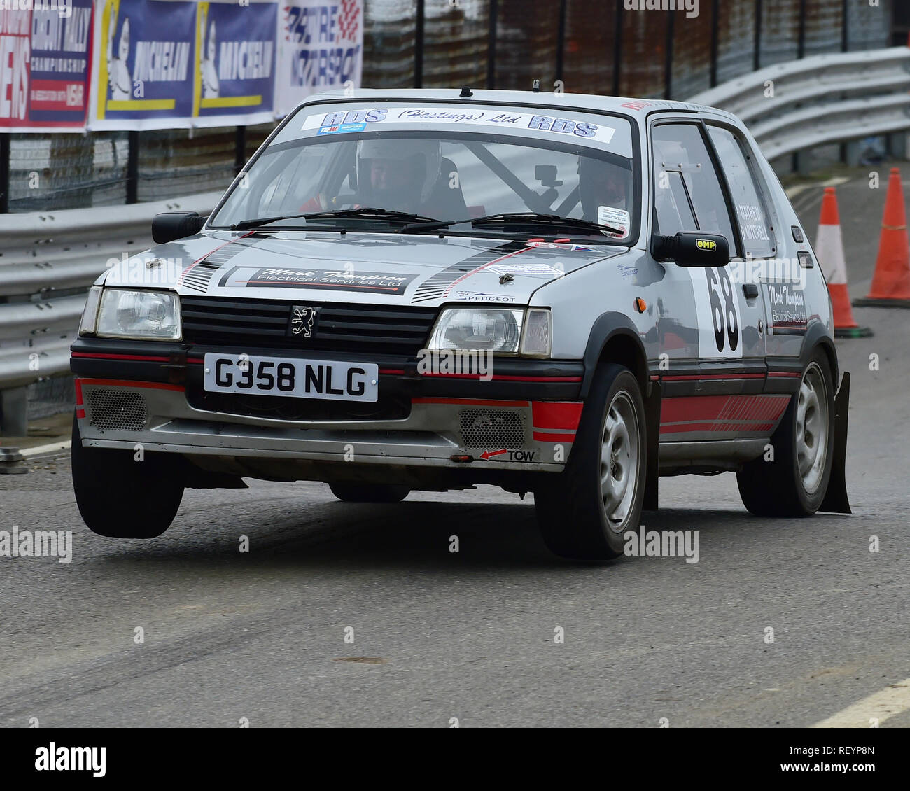 Peugeot 205 gti rally Banque de photographies et d’images à haute ...