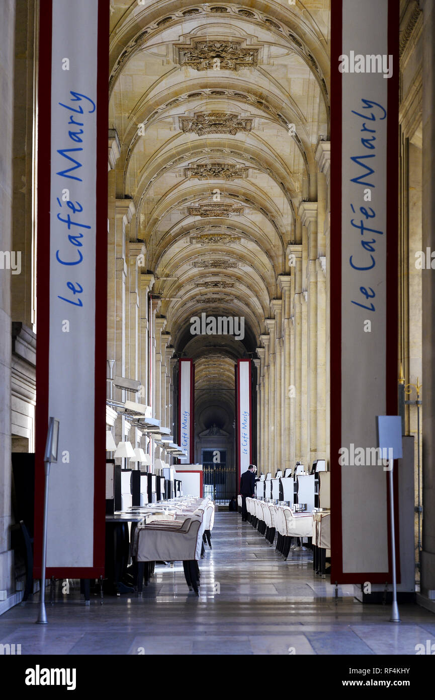 Brasserie le cafe marly Banque de photographies et d’images à haute ...