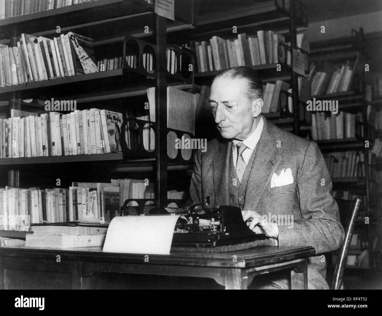 Luigi barzini Banque d'images noir et blanc - Alamy