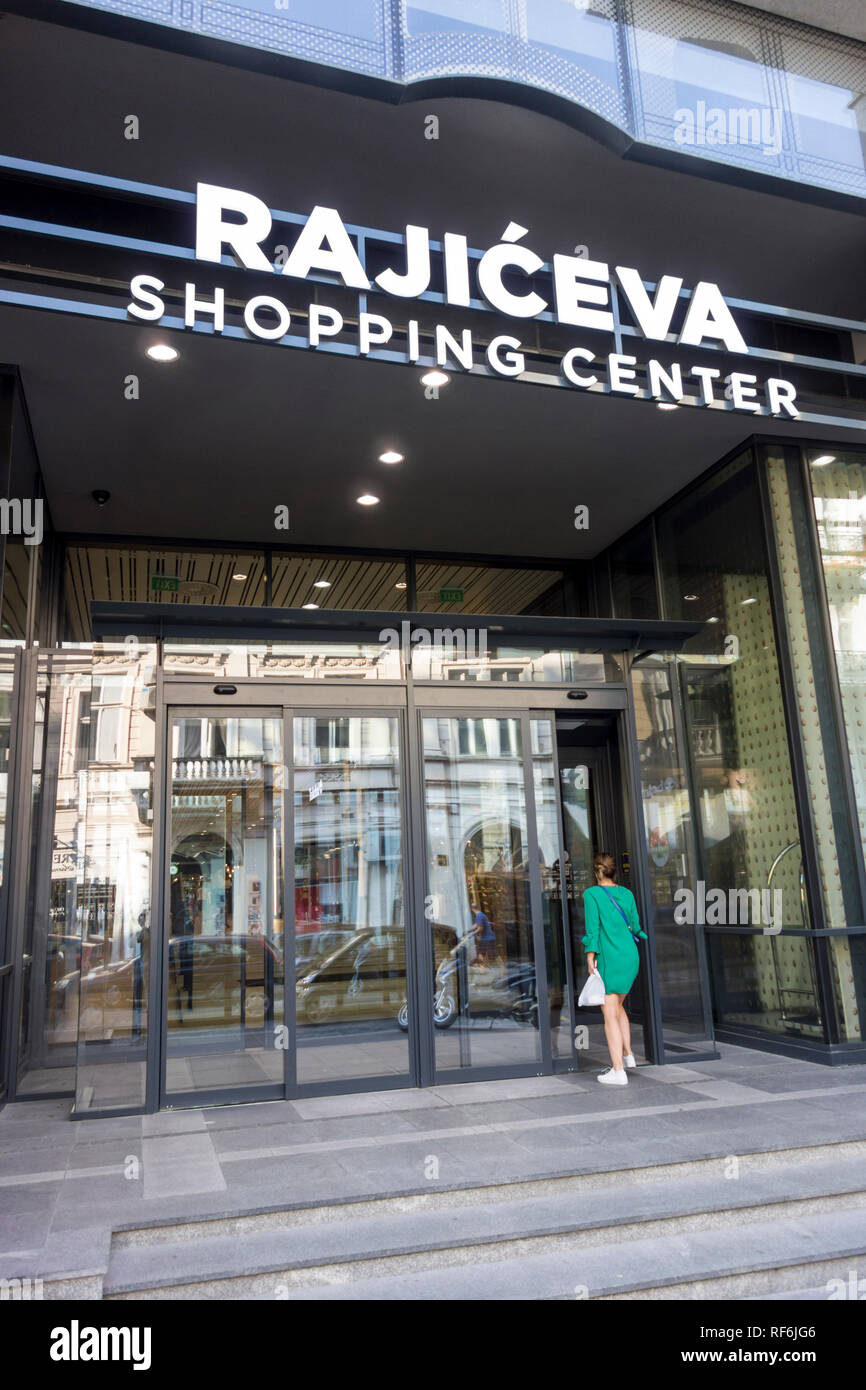 Centre commercial rajiceva Banque de photographies et d’images à haute ...