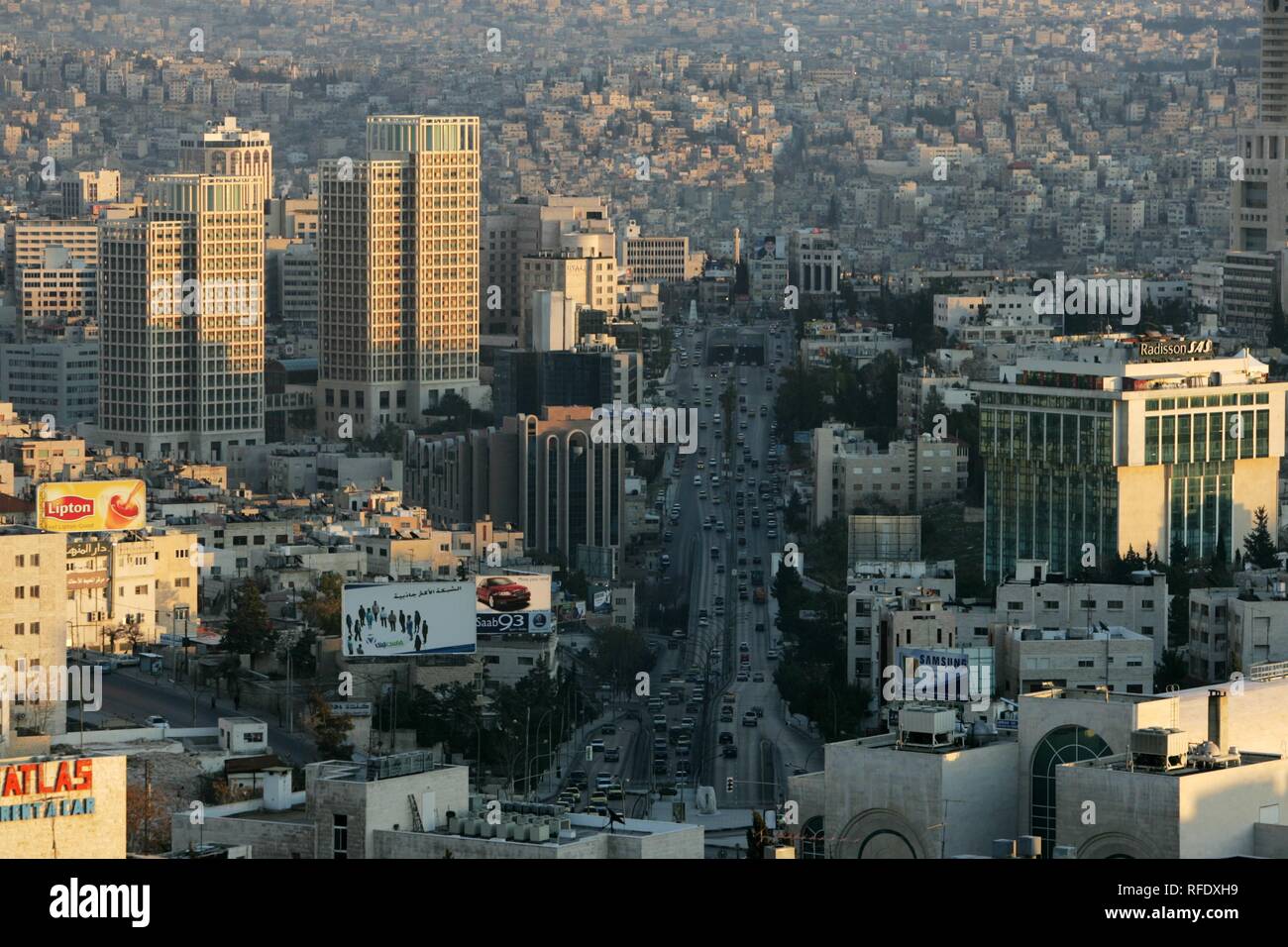 JOR, JORDANIE, Amman : Centre-ville, quartier des affaires, Zahran ...