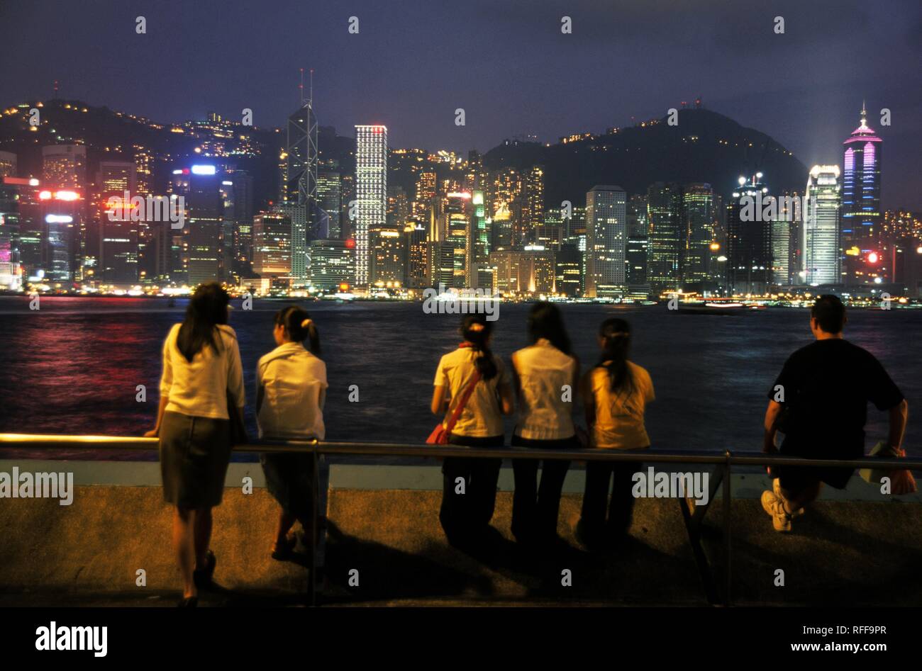 Kowloon public pier Banque de photographies et d’images à haute ...