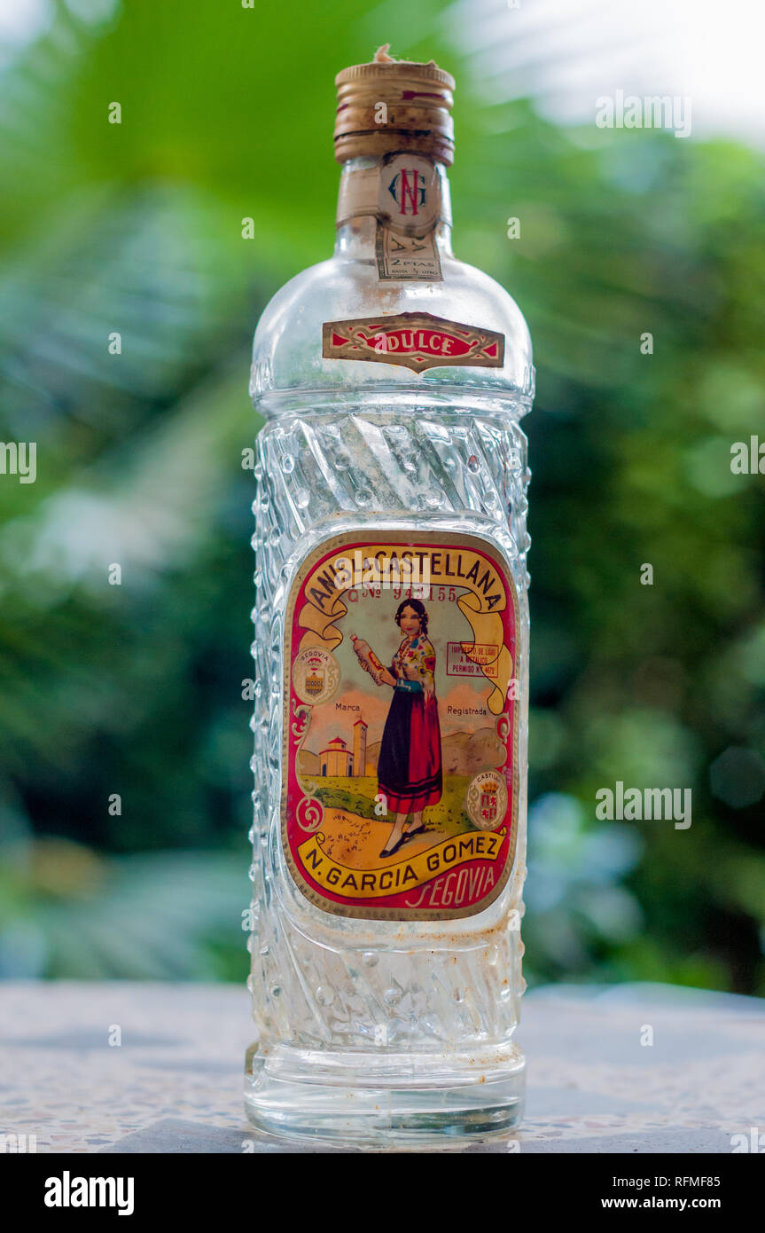 Bottle Of Anis Photos & Bottle Of Anis Images - Alamy