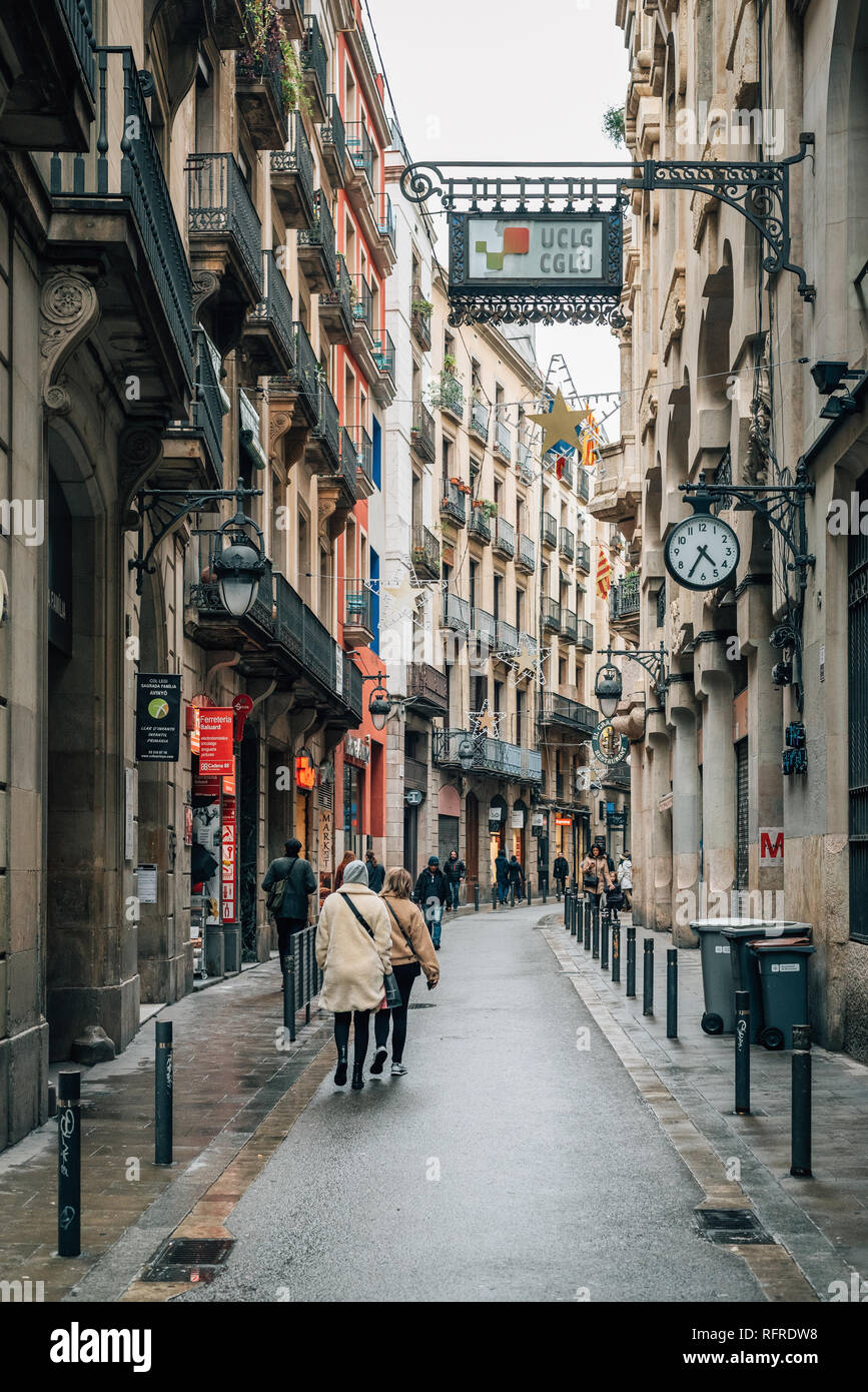Quartier gothique de barcelone Banque de photographies et d’images à haute résolution - Alamy