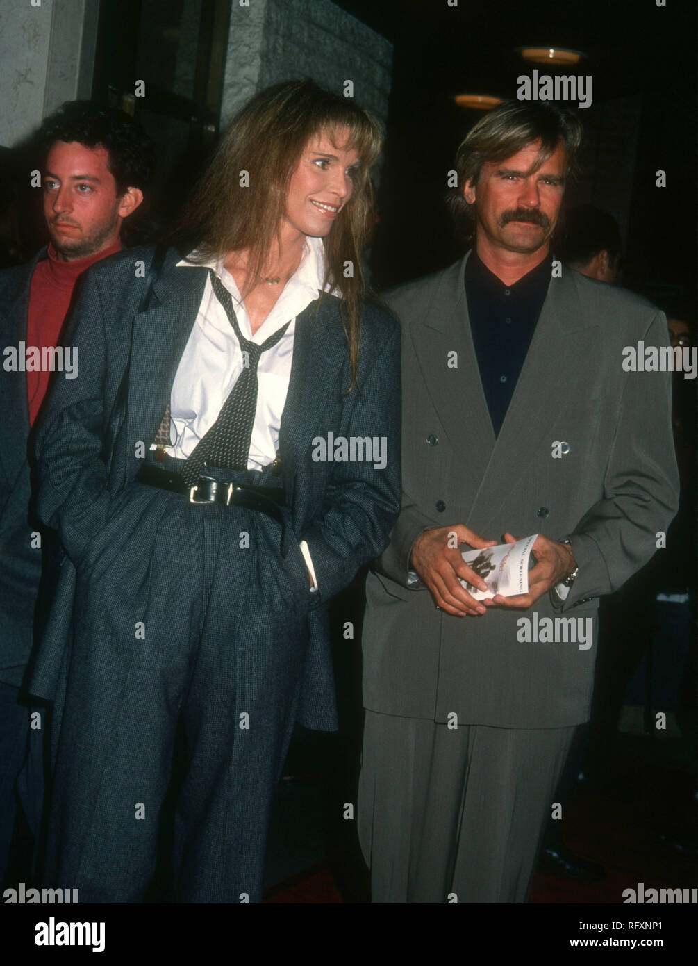 WESTWOOD, CA - le 15 novembre : L'actrice Ann Turkel et l'acteur ...