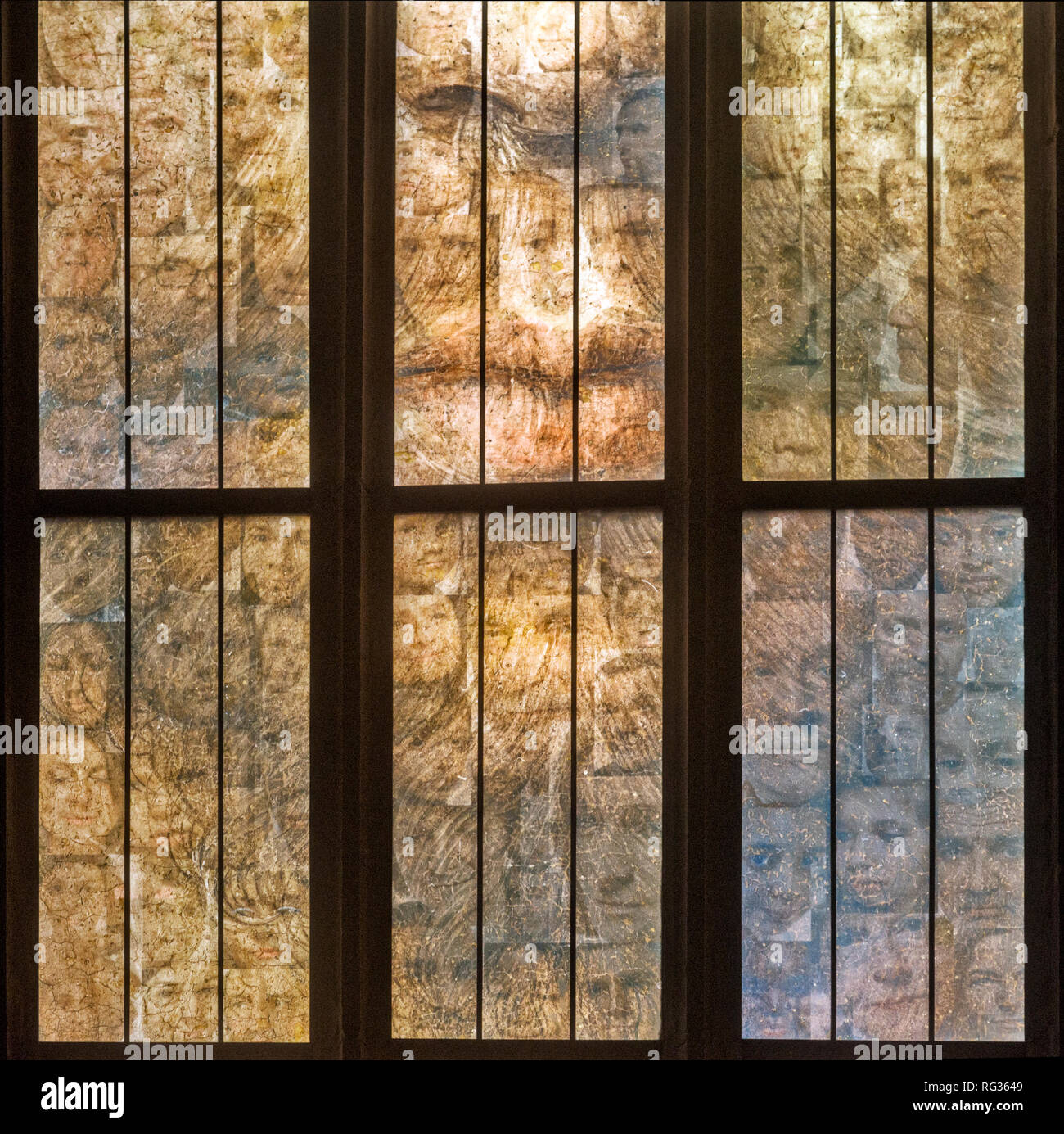 Le vitrail de cent visages par Véronique Ellena et Pierre-Alain Parot à ...