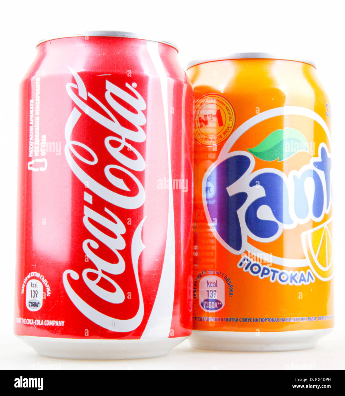 Sofia, Bulgarie - 28 janvier 2014 : Coca-Cola isolé sur fond blanc ...