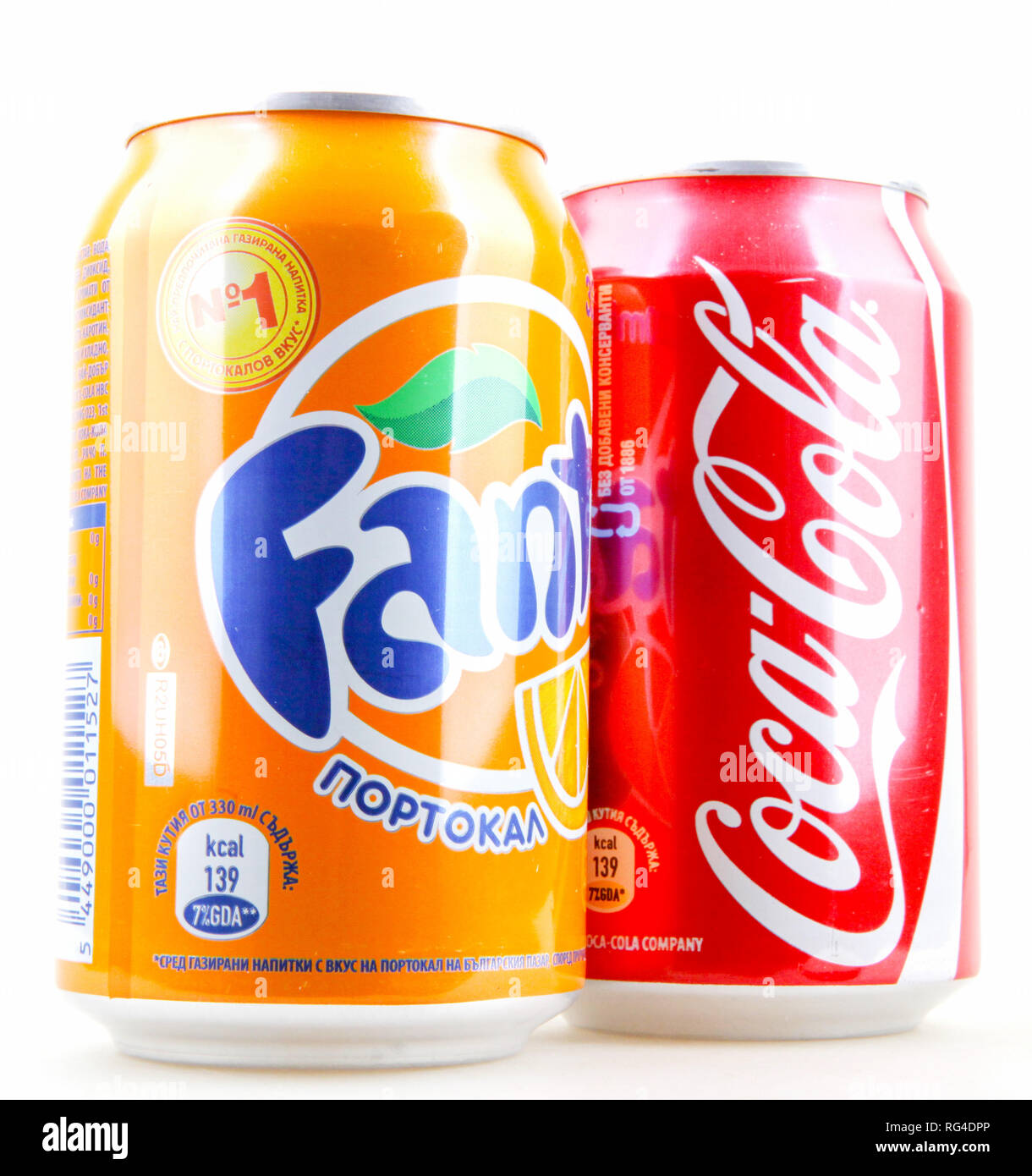 Sofia, Bulgarie - 28 janvier 2014 : Coca-Cola isolé sur fond blanc ...