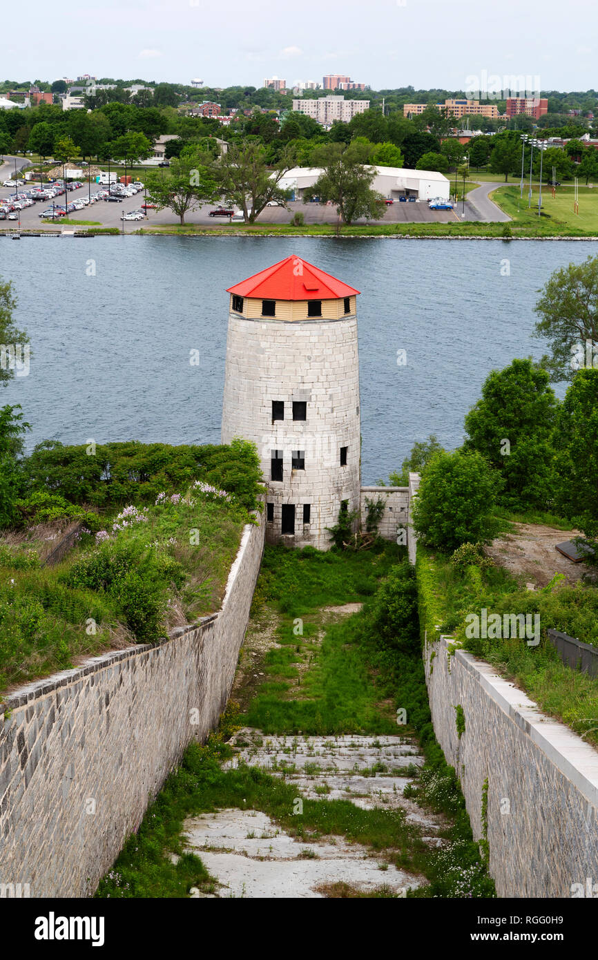 19th century martello tower Banque de photographies et d’images à haute ...