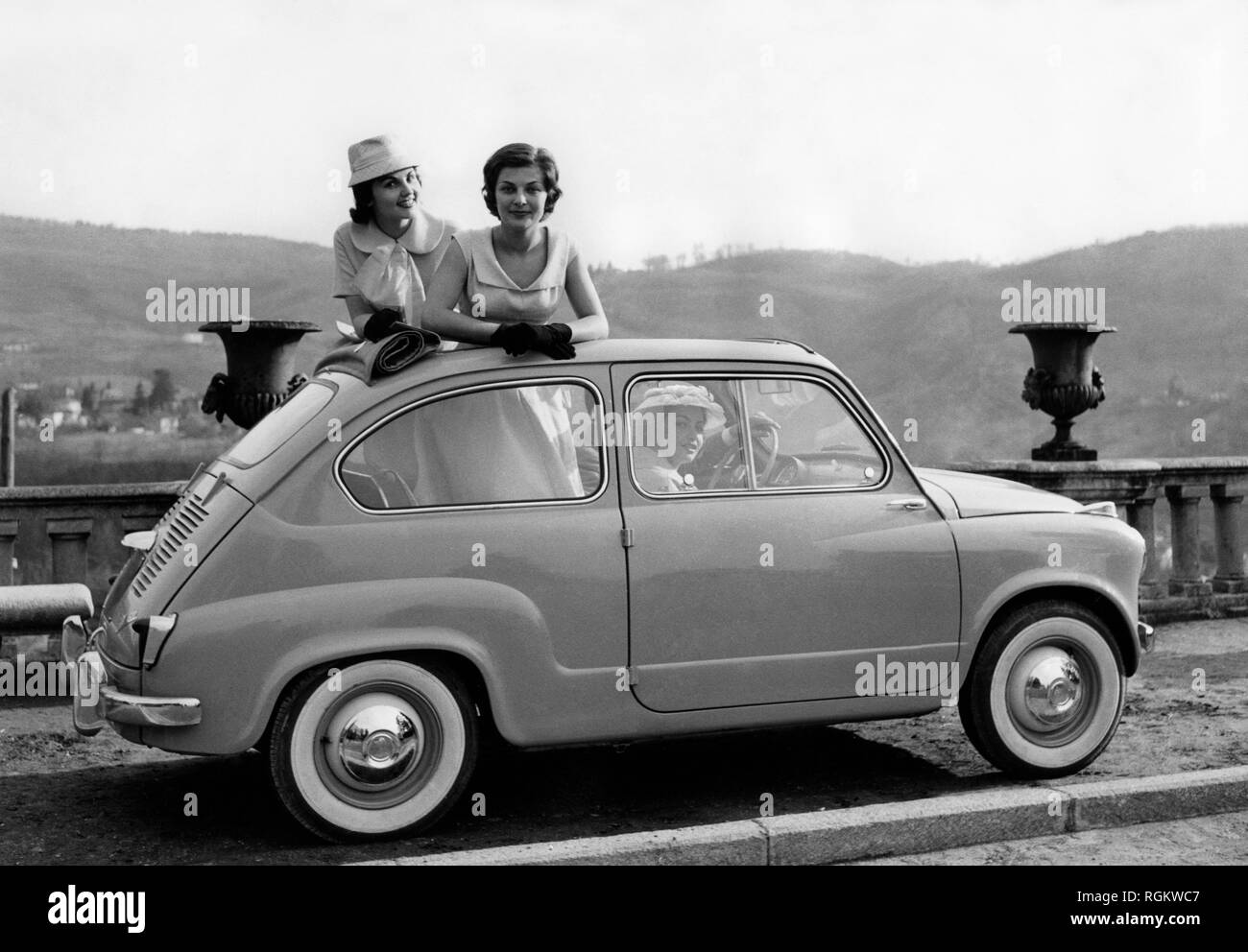 50s fiat Banque d'images noir et blanc - Alamy