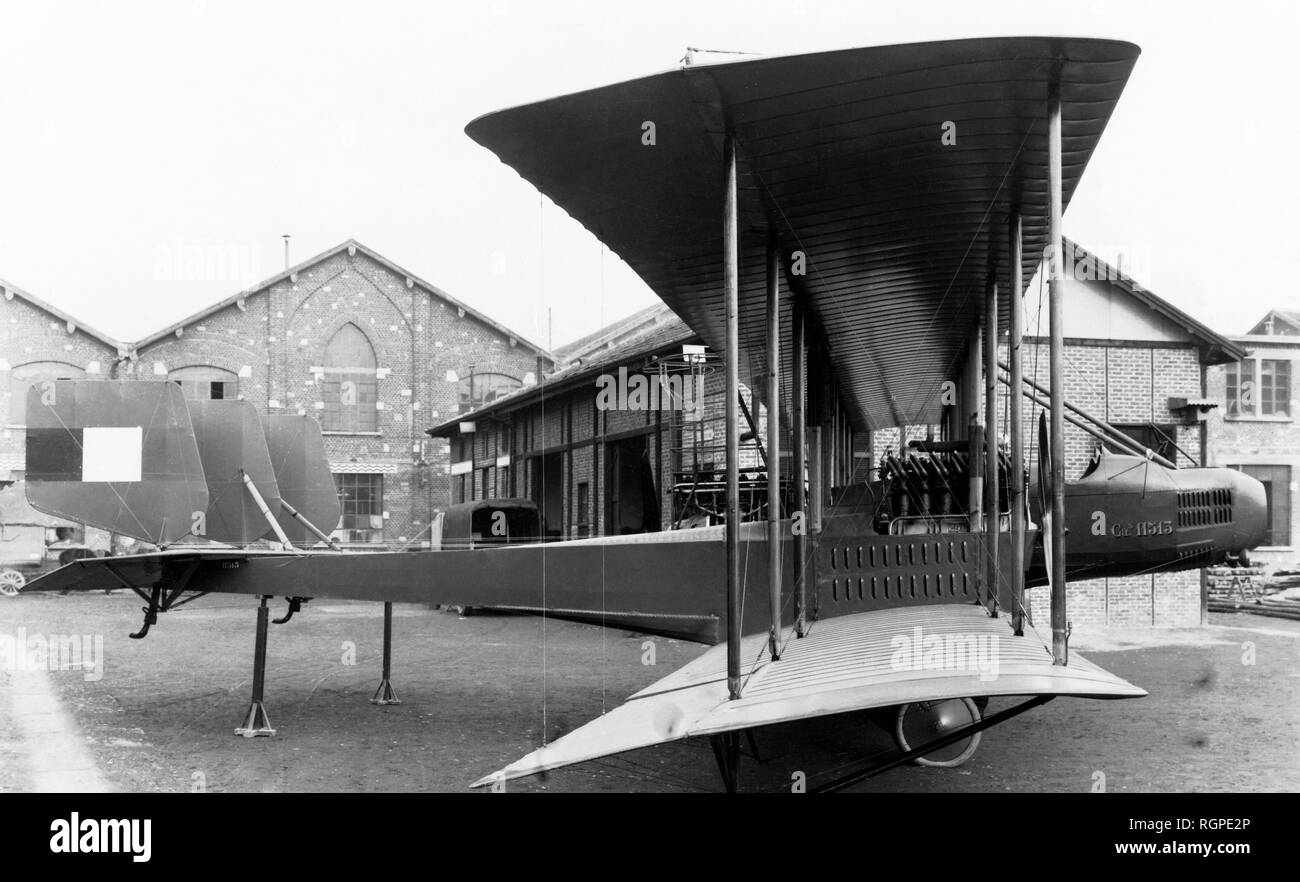 Caproni ca Banque de photographies et d’images à haute résolution - Alamy