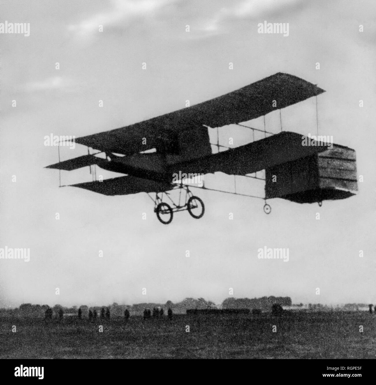 Avions de 1910 Banque de photographies et d’images à haute résolution ...
