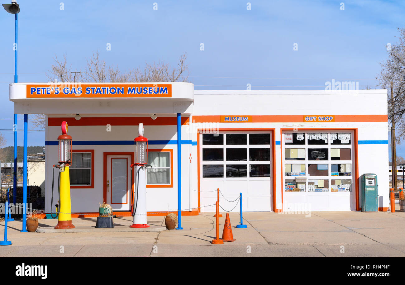 USA, Arizona, Williams : Pete's Gas Station Route 66 Museum. Ancienne ...