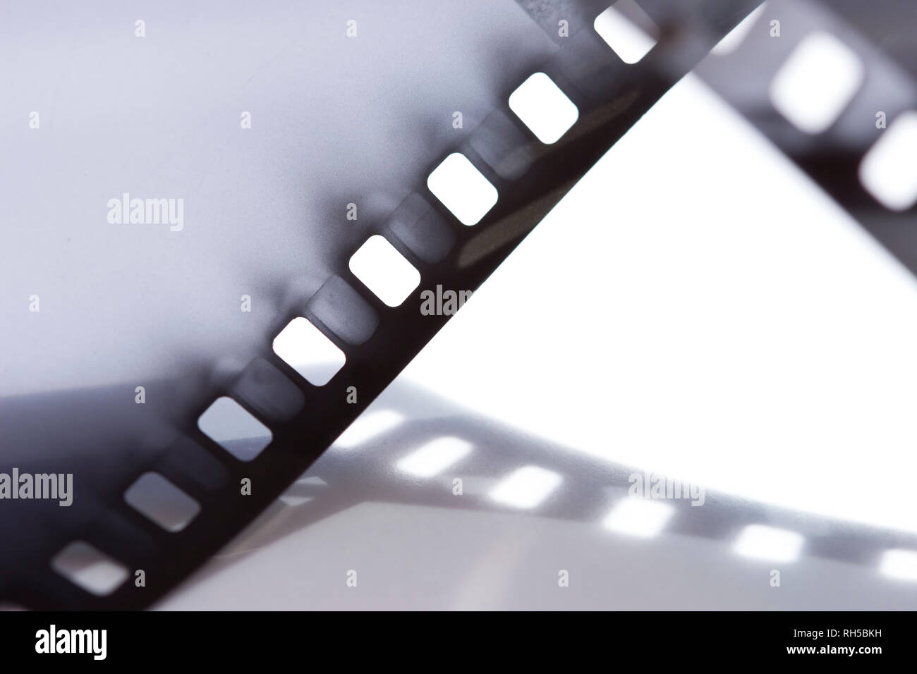 Bande de film Banque de photographies et d’images à haute résolution ...