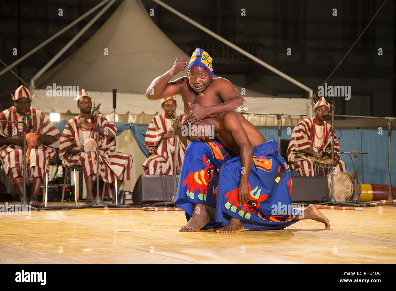 Traditional african instrument benin Banque de photographies et d ...