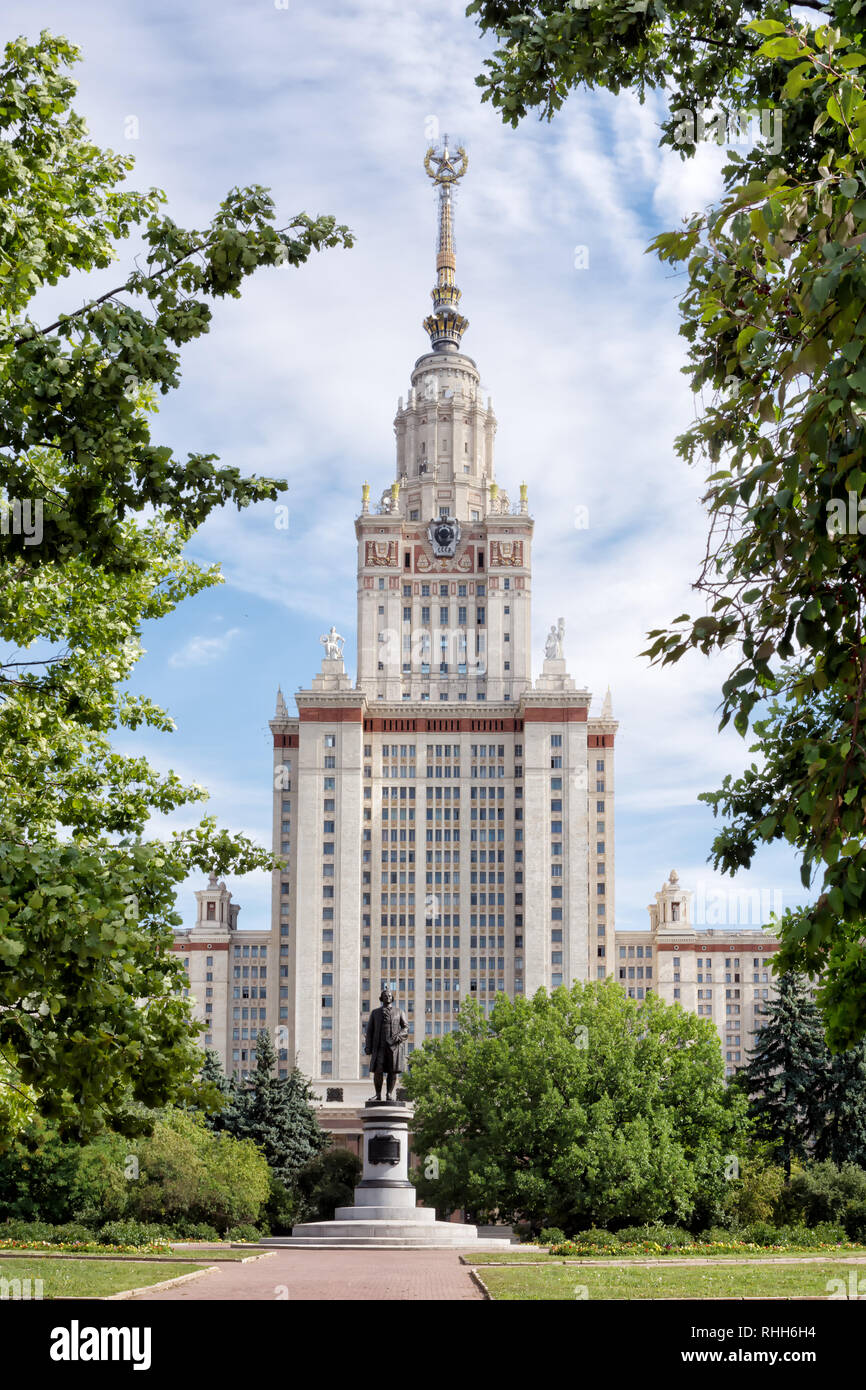 Main building moscow university Banque de photographies et d’images à ...