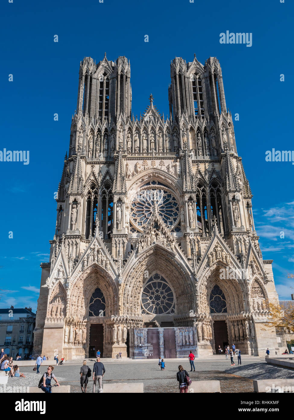Cathedrale reims tours Banque de photographies et d’images à haute ...