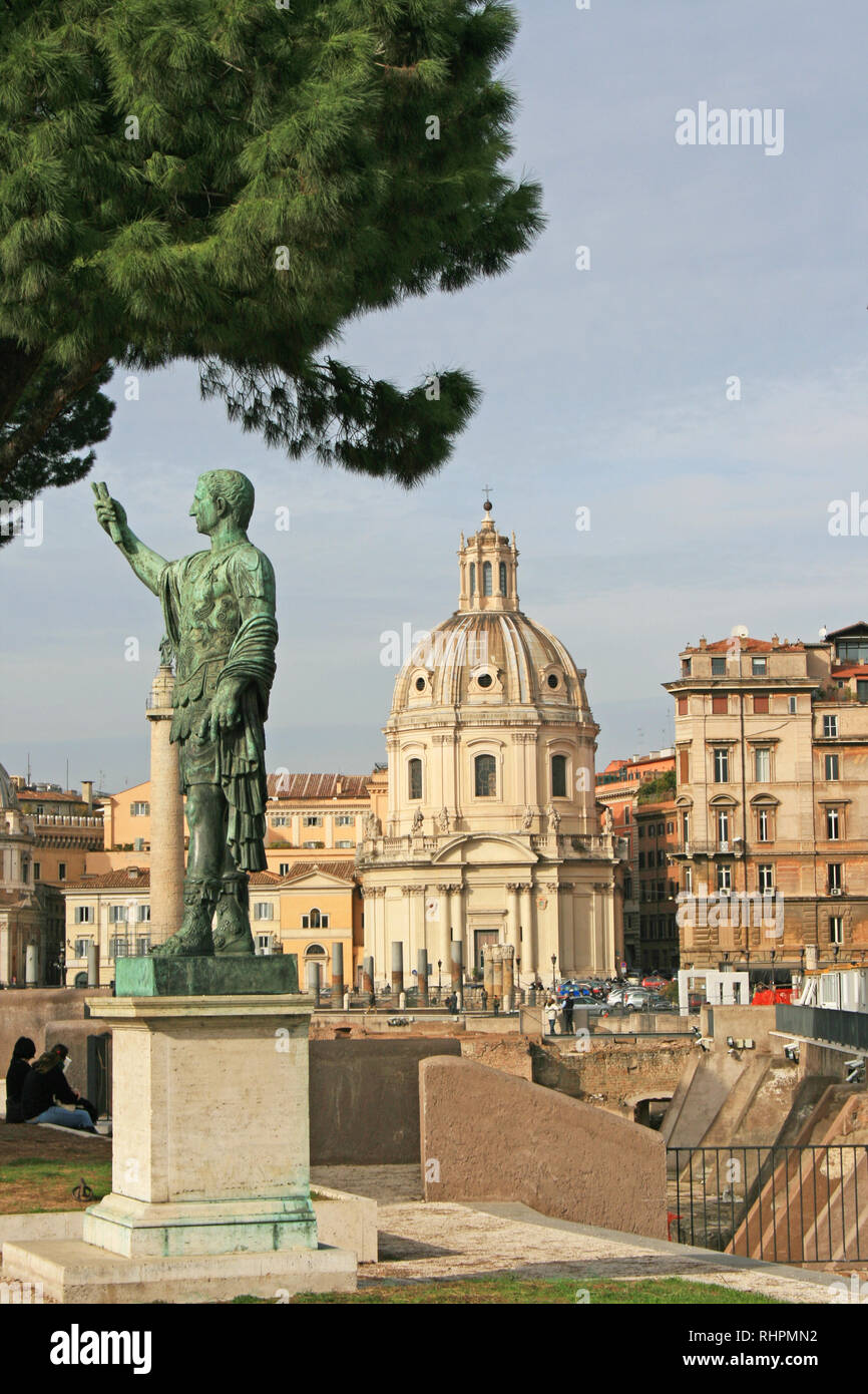 Bonze statue Banque de photographies et d’images à haute résolution - Alamy