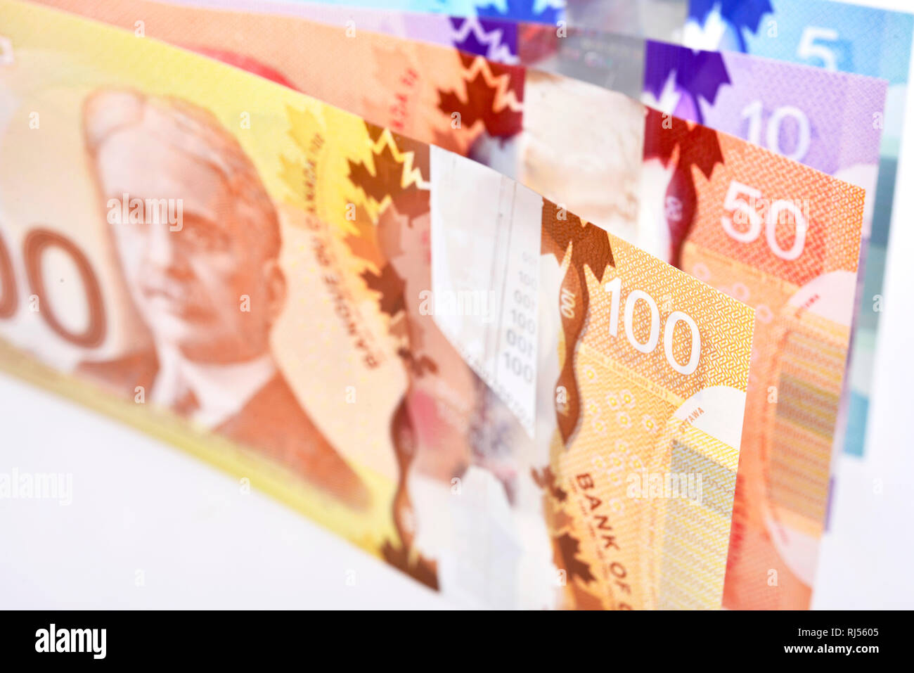 Billets de banque canadiens Banque de photographies et d’images à haute ...