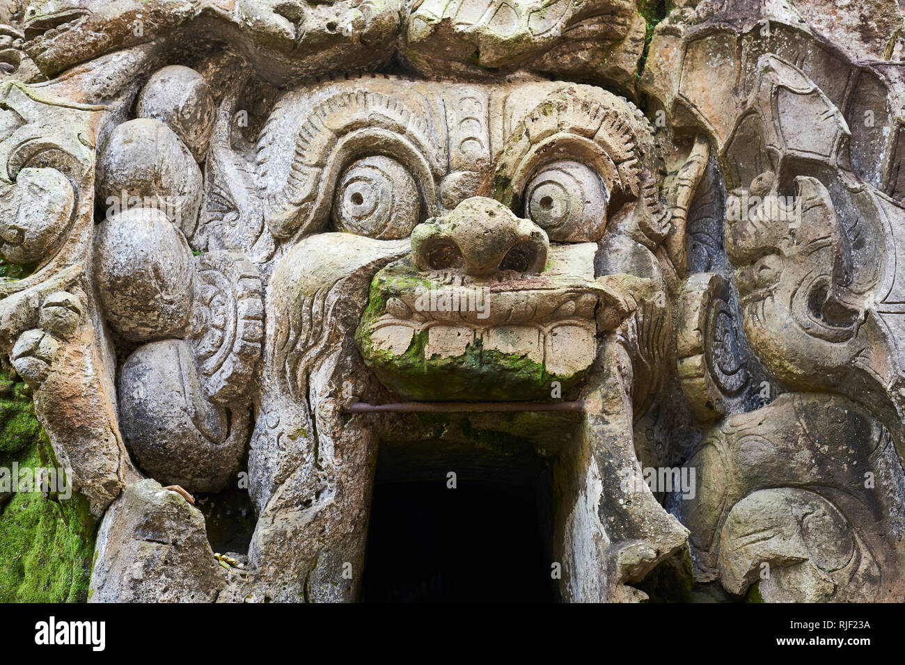 Goa gajah the elephant cave temple Banque de photographies et d’images ...