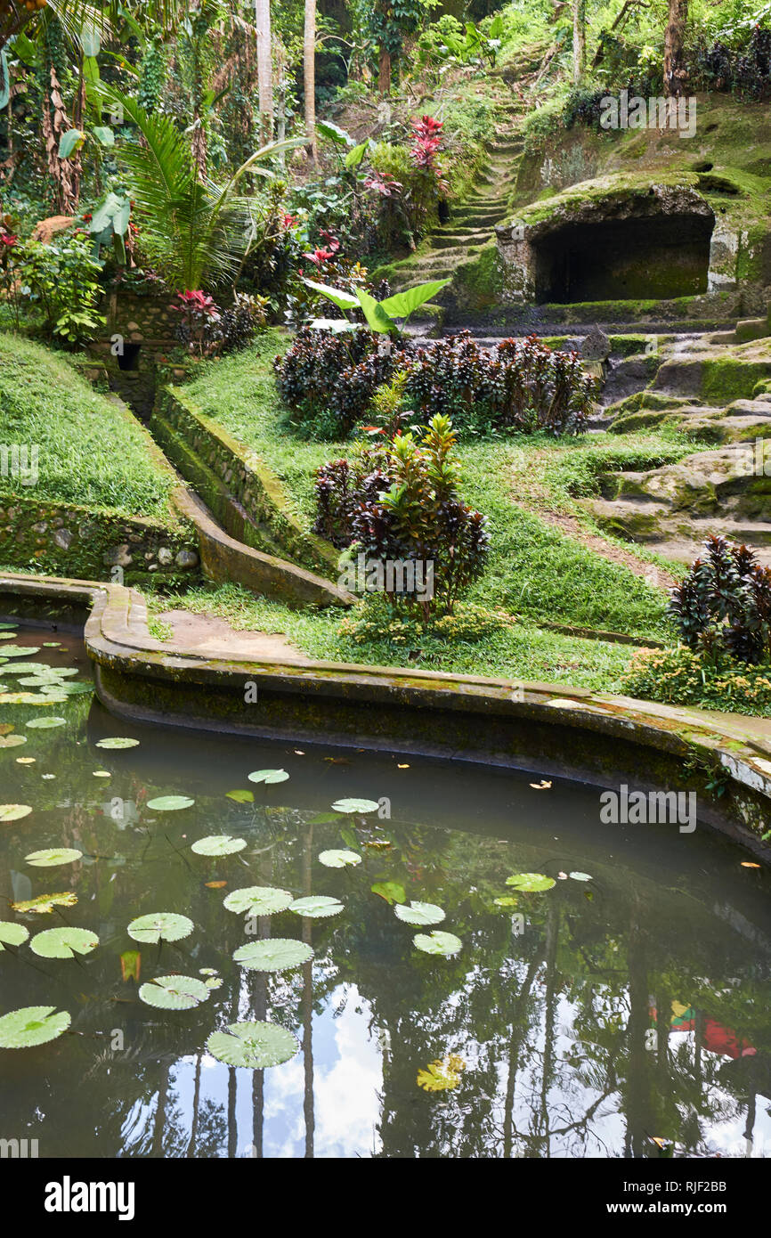 Temple de goa gajah Banque de photographies et d’images à haute résolution - Alamy