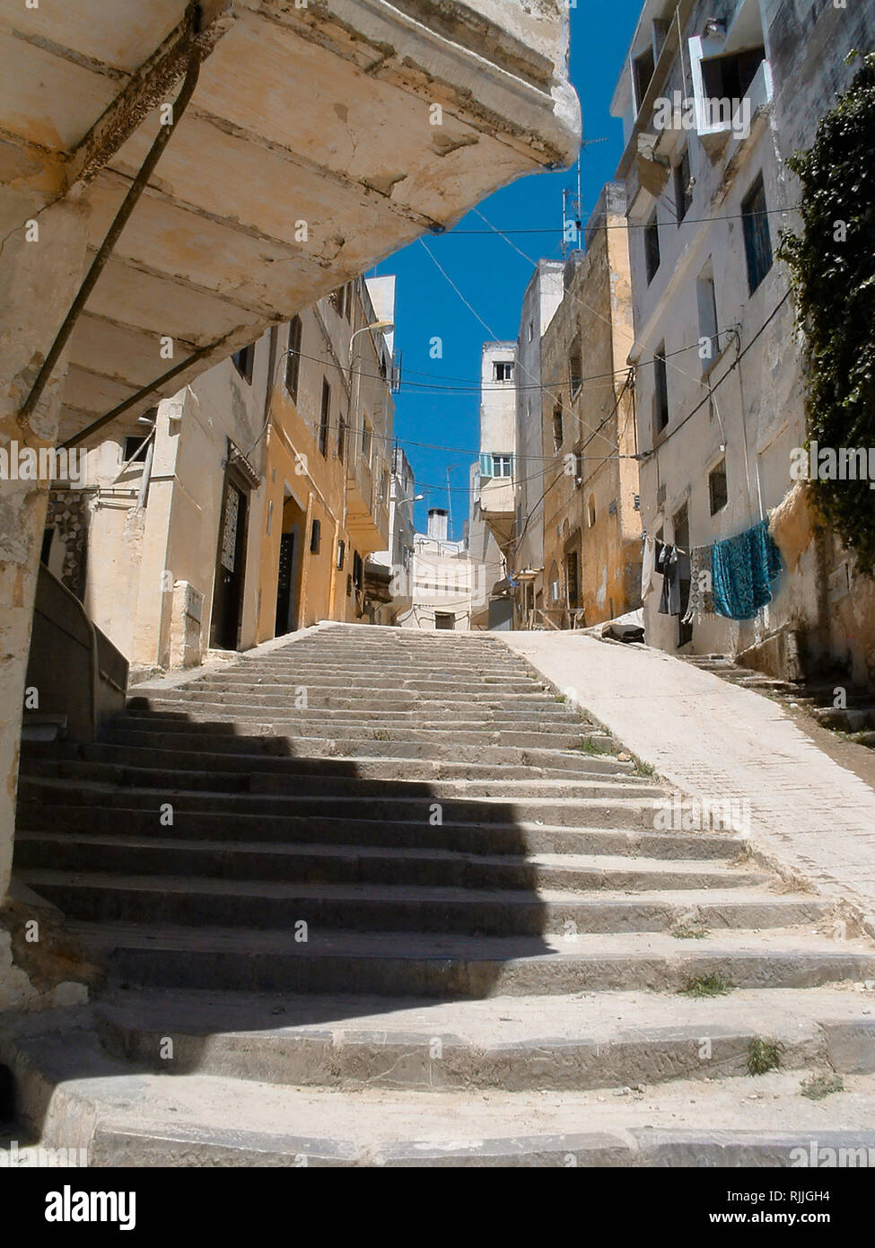 Rues de tanger Banque de photographies et d’images à haute résolution ...