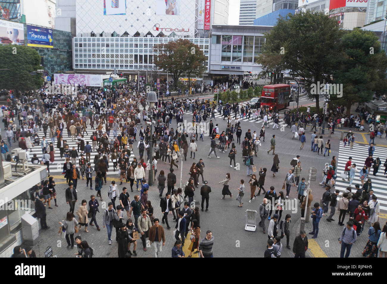 Intersection sukiyabashi Banque de photographies et d’images à haute ...