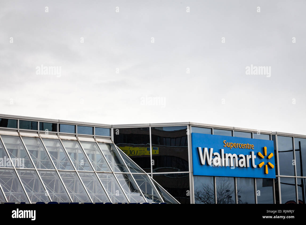 Walmart canada corporation Banque de photographies et d’images à haute ...
