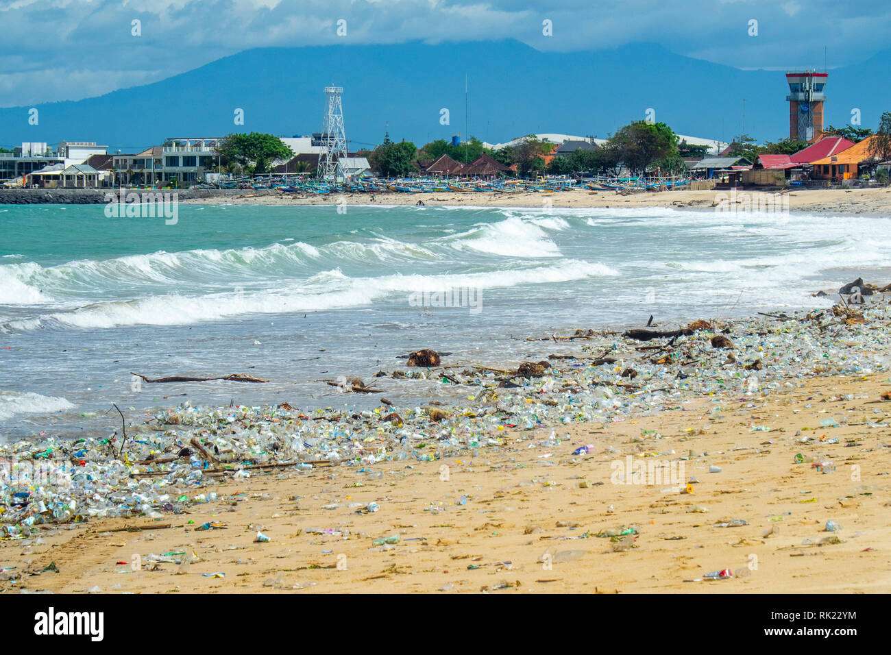 Pollution de plage Banque de photographies et d’images à haute ...