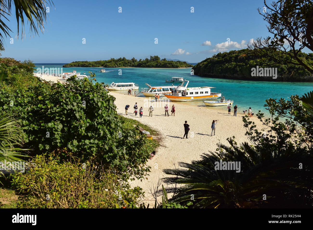 Kabira bay Banque de photographies et d’images à haute résolution - Alamy