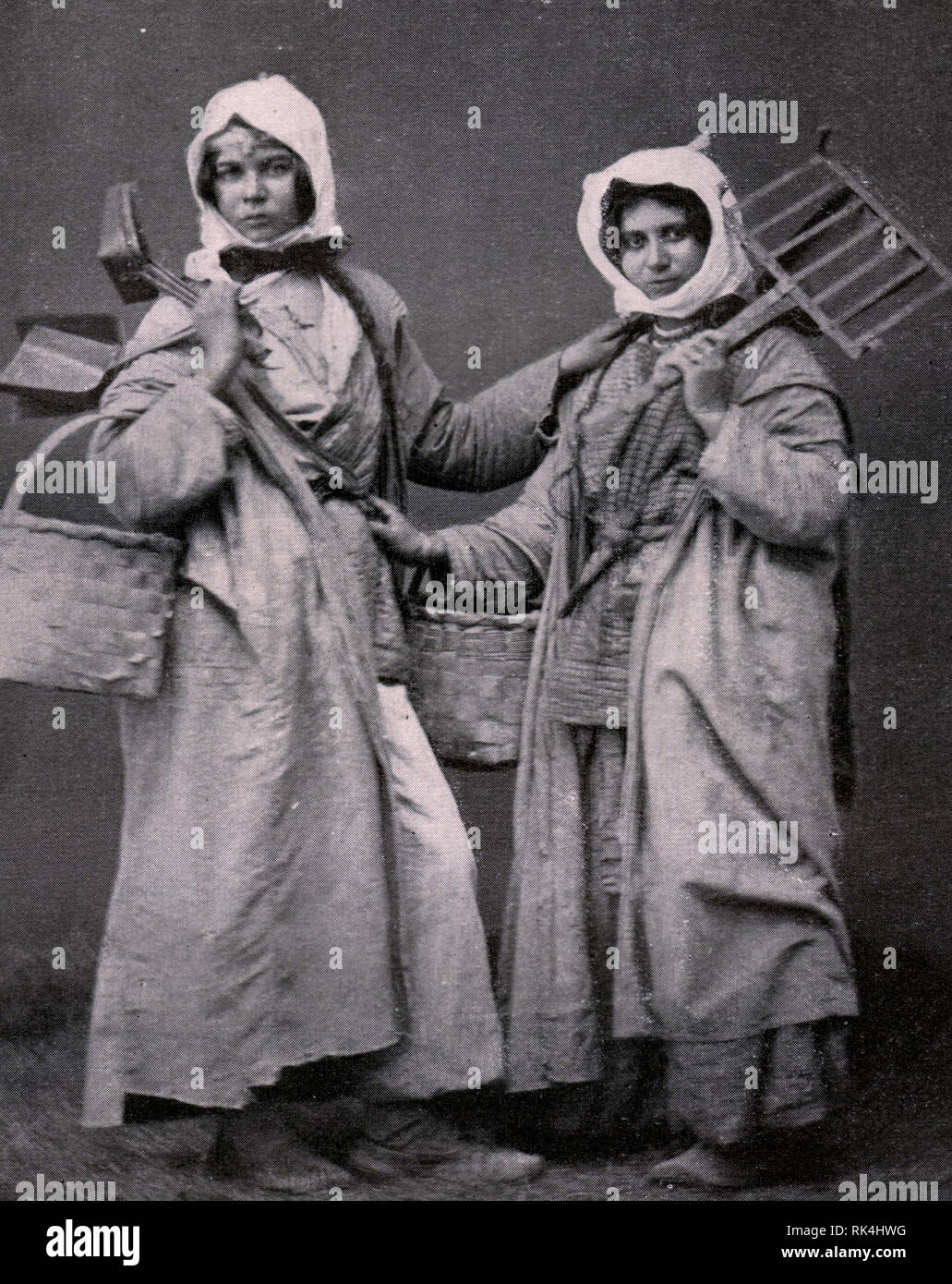 Gipsy family Banque de photographies et d’images à haute résolution - Alamy