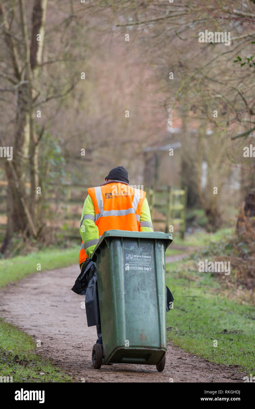 Dustbin man Banque de photographies et d images a haute resolution Alamy