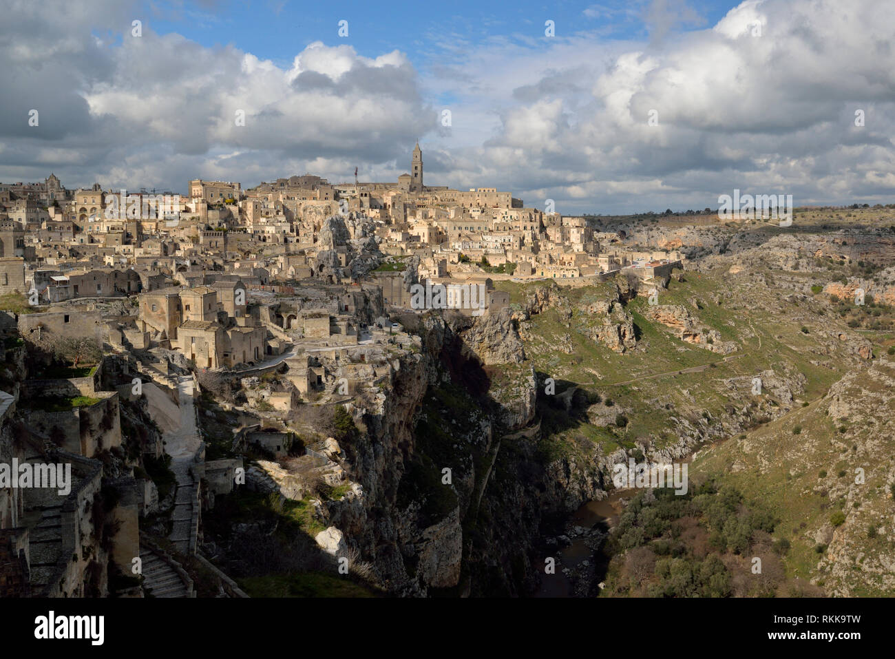 Sassi canyon matera Banque de photographies et d’images à haute résolution - Alamy