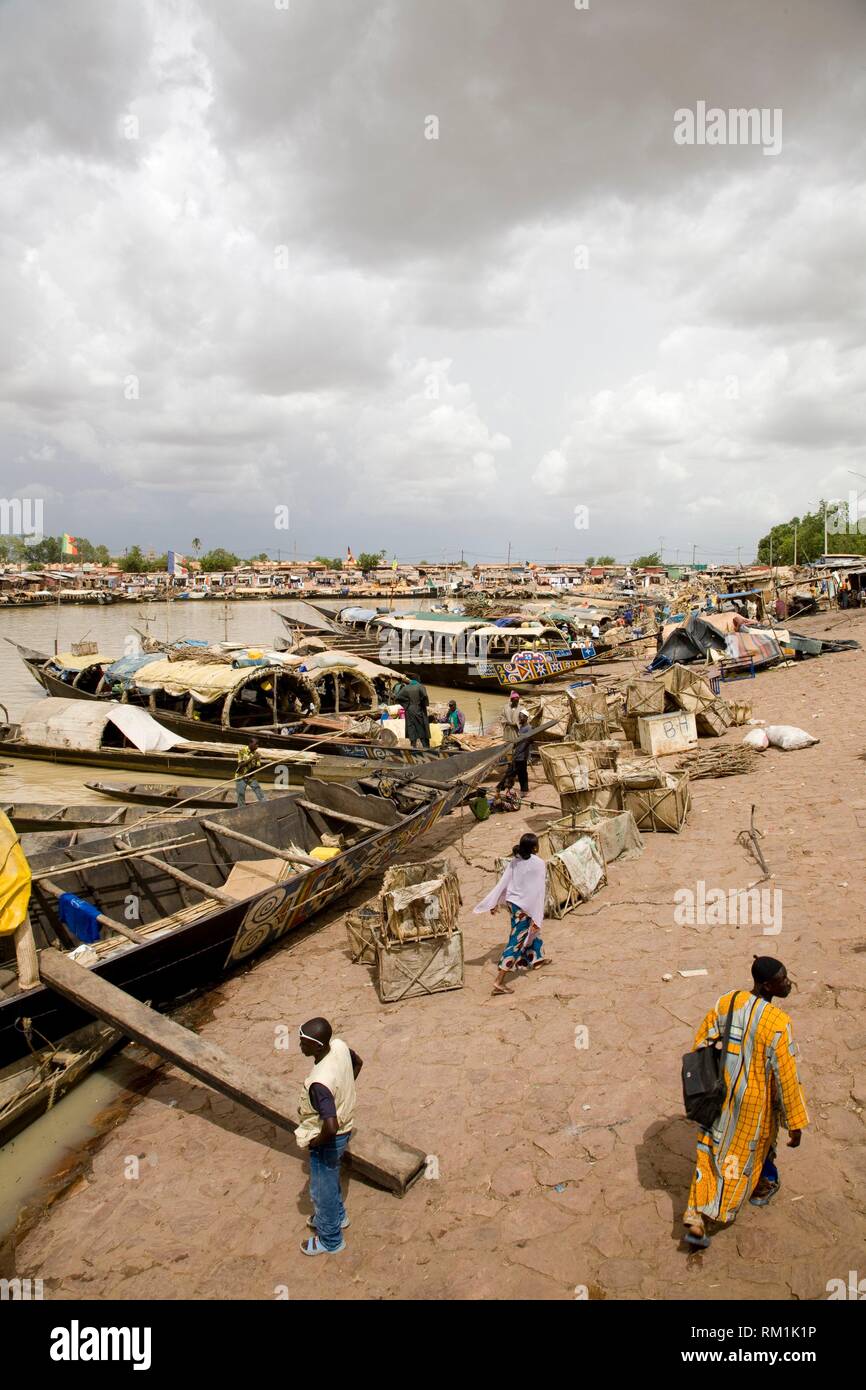 Bozo people Banque de photographies et d’images à haute résolution - Alamy