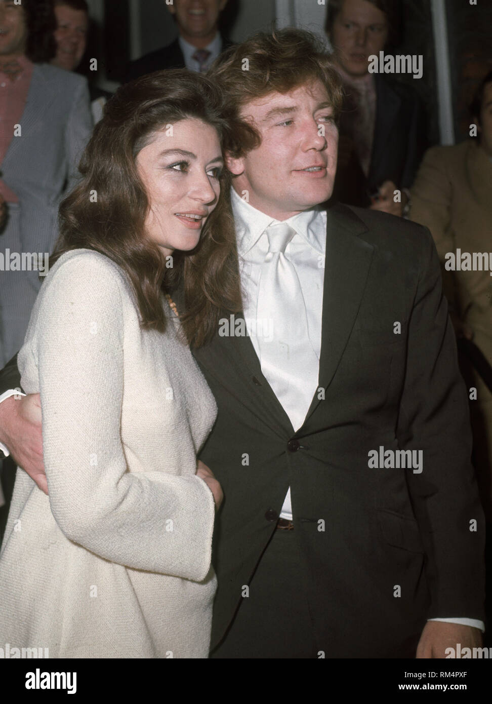 Albert Finney et son épouse, Anouk Aimee, (1970) # de référence de ...