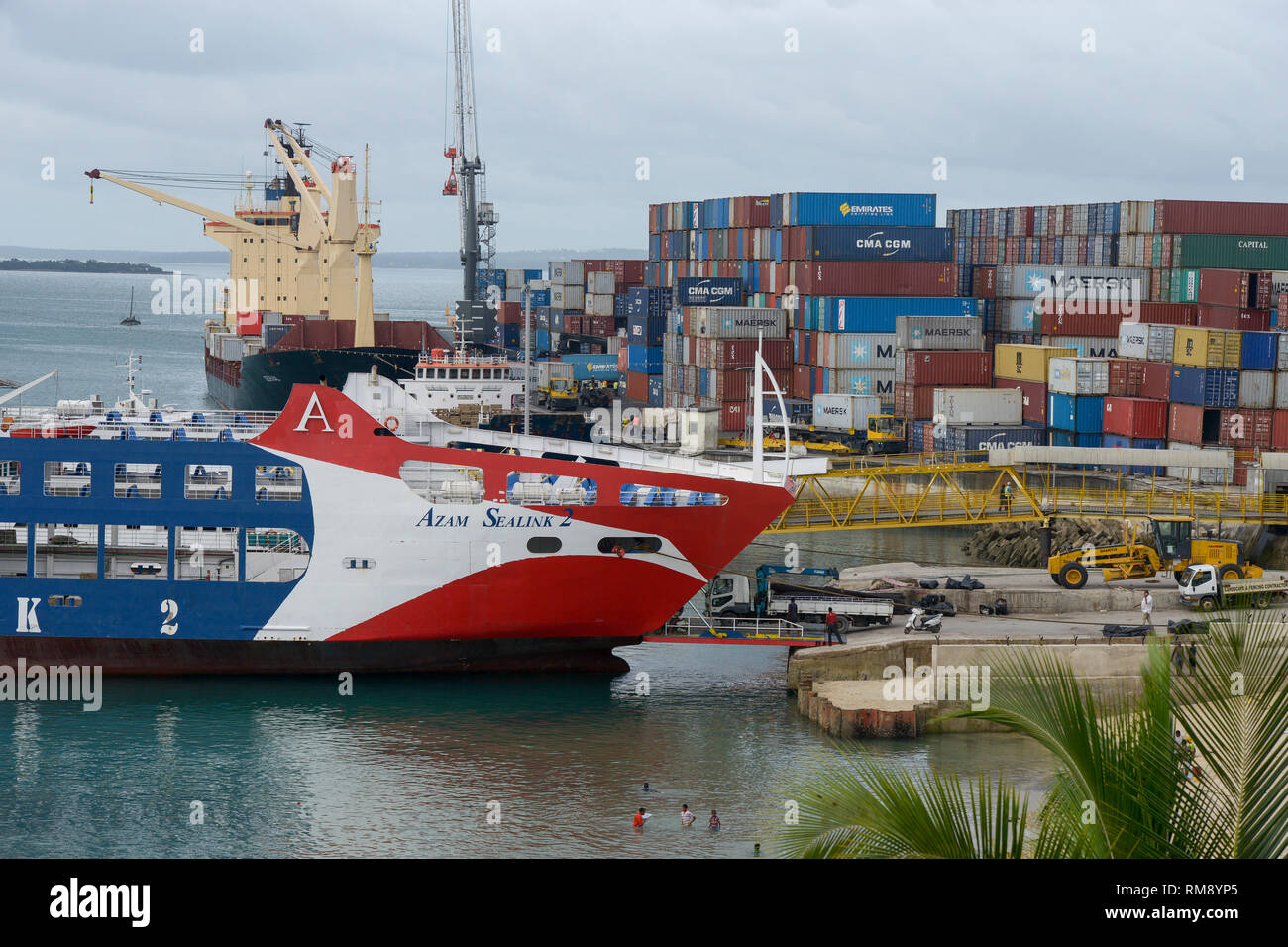 Azam sealink Banque de photographies et d’images à haute résolution - Alamy
