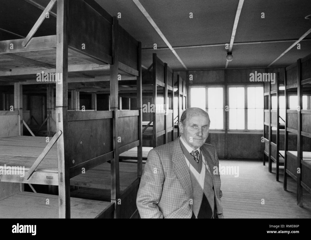 Georg Scherer, ancien prisonnier du camp et dans le principal camp de ...