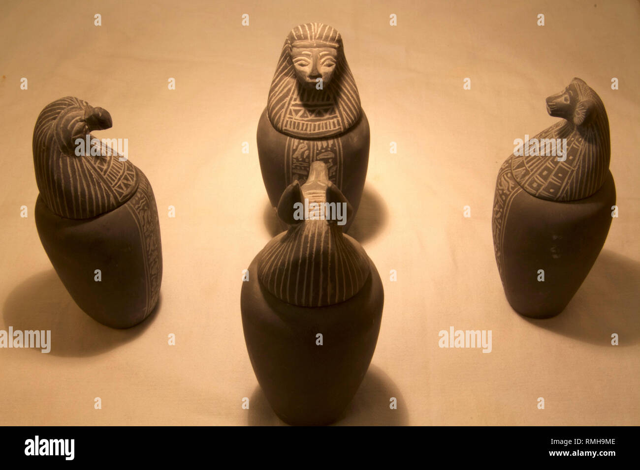 4 bocaux Banque de photographies et d’images à haute résolution - Alamy