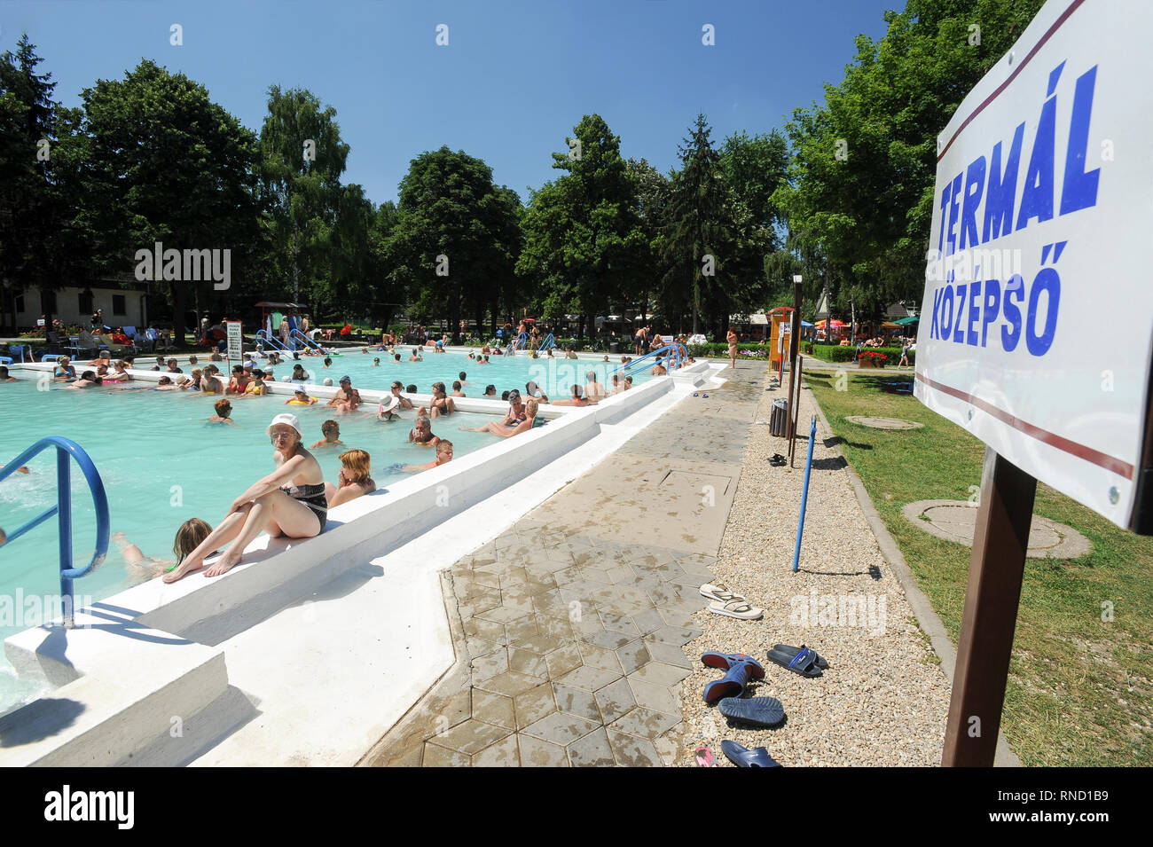 Sources d'eau chaude sulfureuse Banque de photographies et d’images à ...