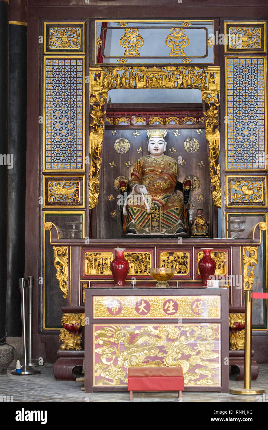Autel chinois Banque de photographies et d’images à haute résolution ...