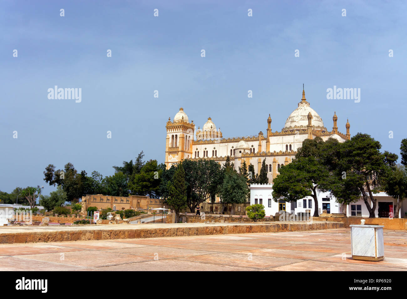 La cathédrale saint louis de carthage Banque de photographies et d ...
