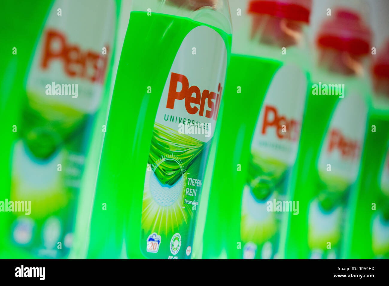 Lessive persil Banque de photographies et d’images à haute résolution ...