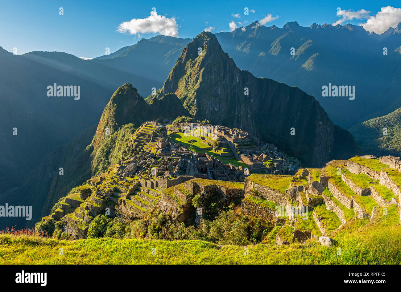 Machu picchu sunshine Banque de photographies et d’images à haute ...