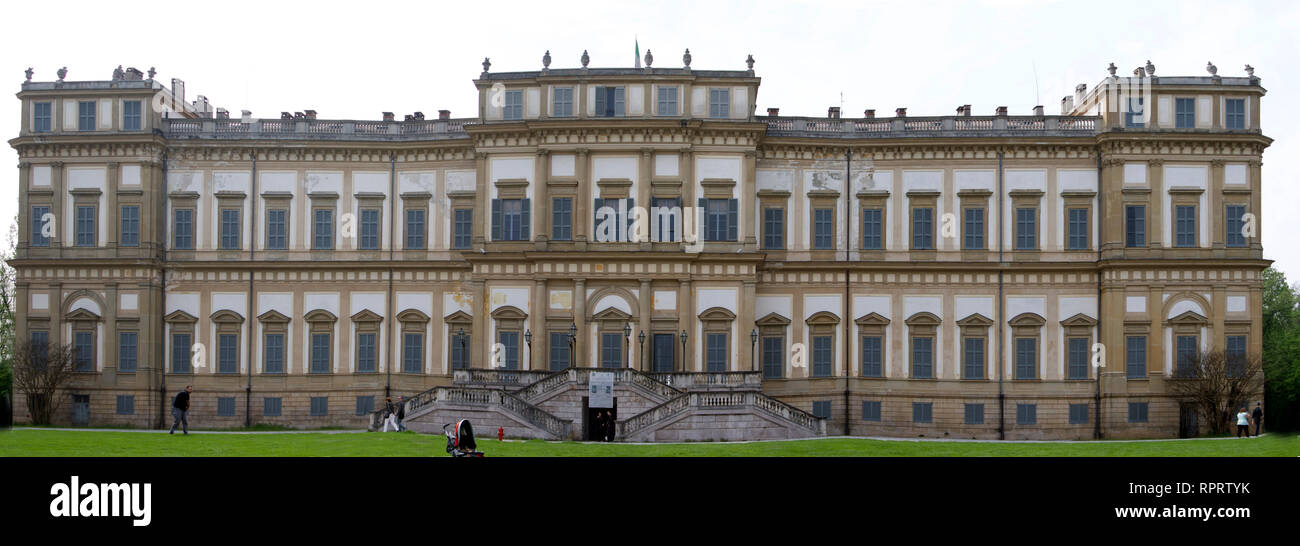 Palais royal de monza Banque de photographies et d’images à haute ...