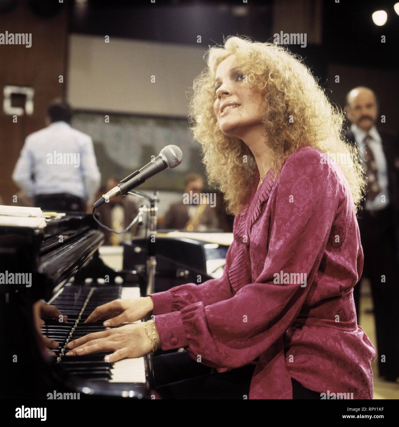 Chi coltrane Banque de photographies et d’images à haute résolution - Alamy