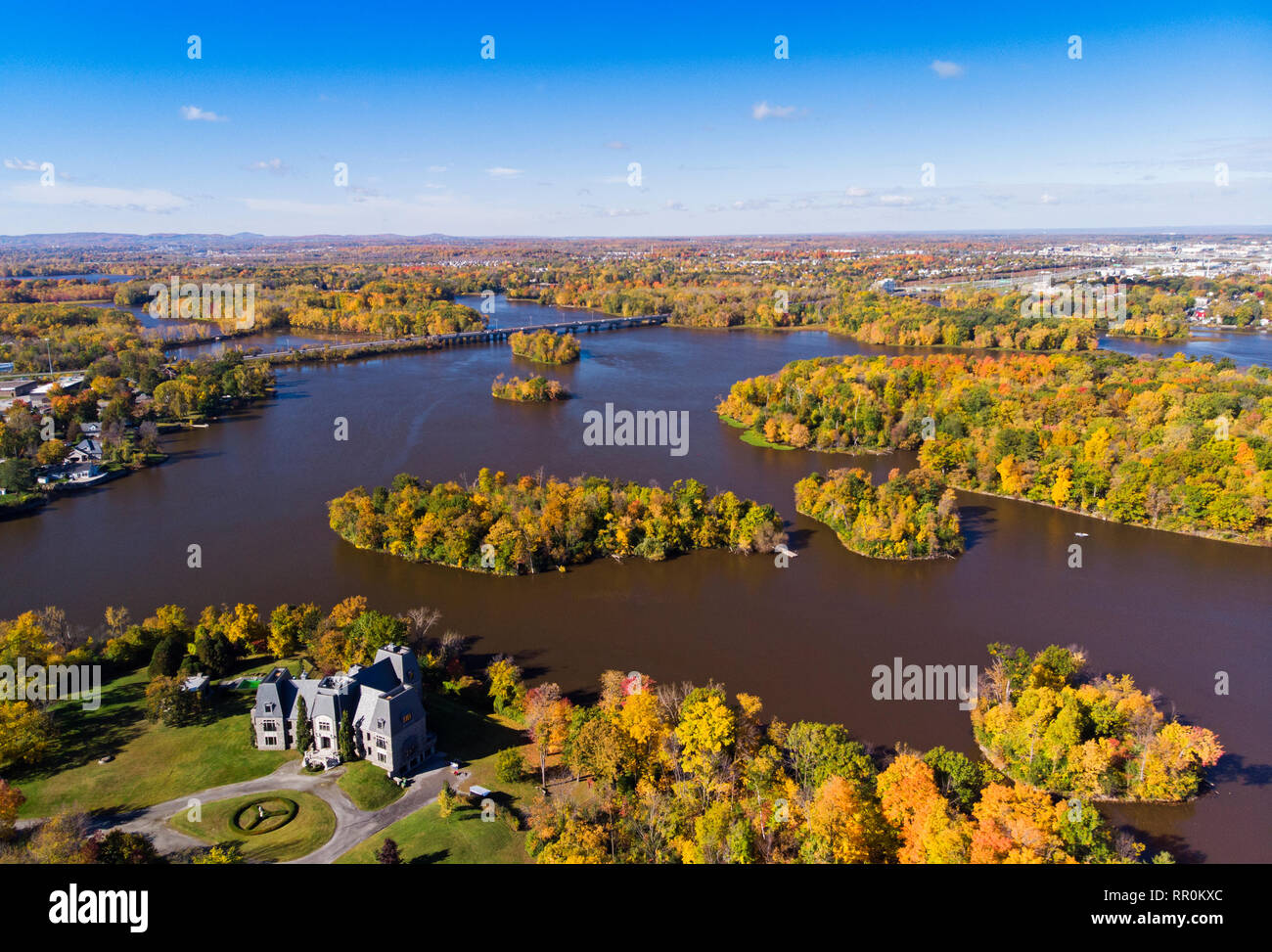 Rivière des mille iles Banque de photographies et d’images à haute ...