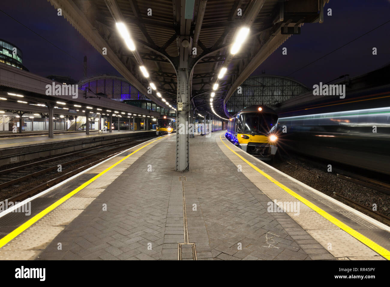 Class 332 Banque de photographies et d’images à haute résolution - Alamy