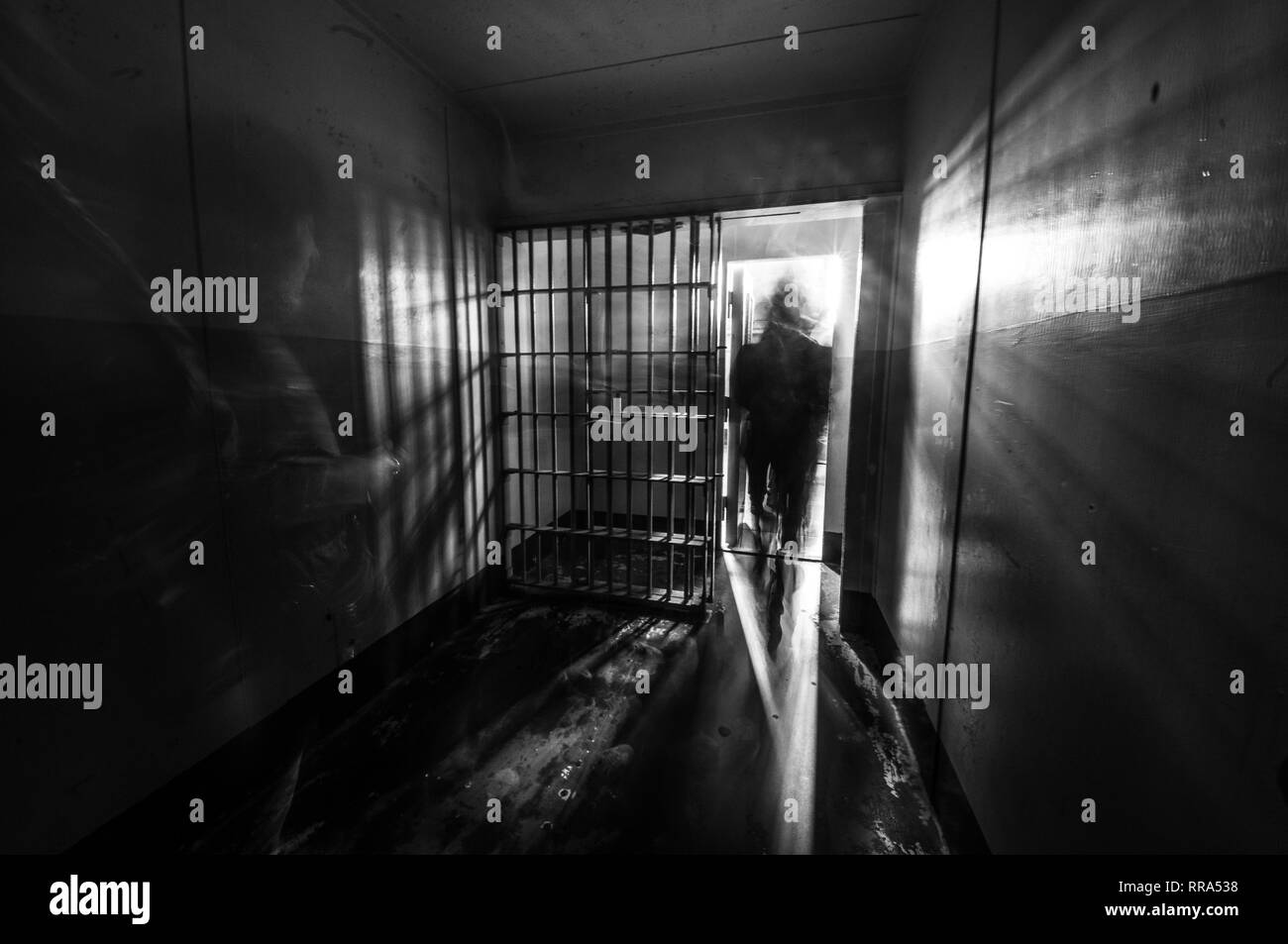 Prison prisoner Banque d'images noir et blanc - Page 2 - Alamy