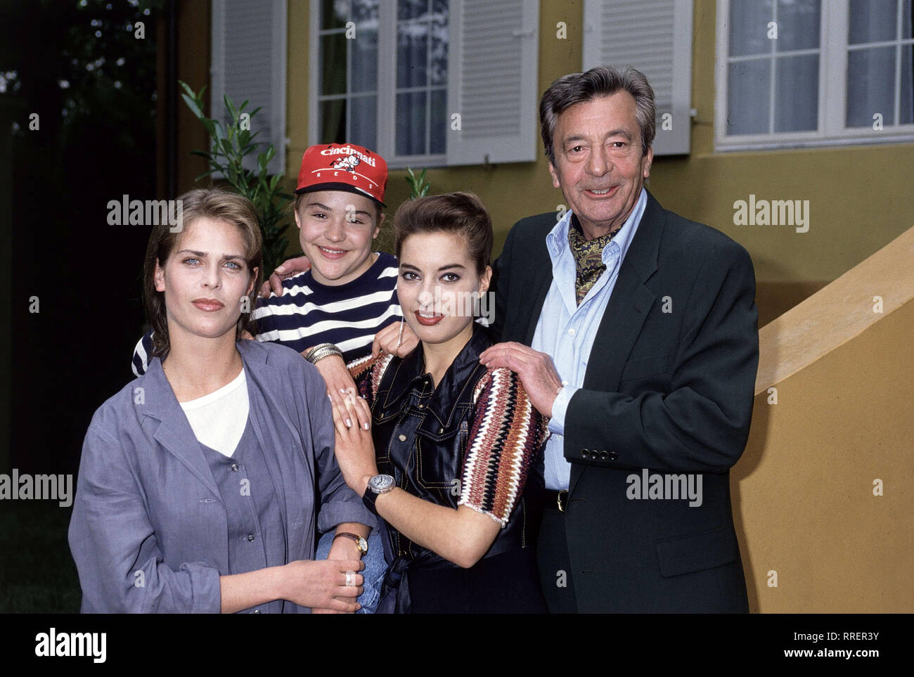 ALLE MEINE TÖCHTER- Anna (BUSCHHORN NesTheckchen URSULA), Patty (FRITZI ...