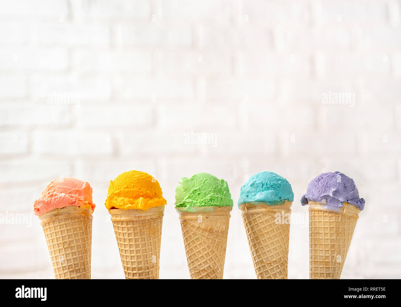 Rainbow ice cream Banque de photographies et d’images à haute ...